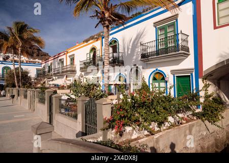 Colonial style buildings at Puerto de Mogan, Gran Canaria Stock Photo ...
