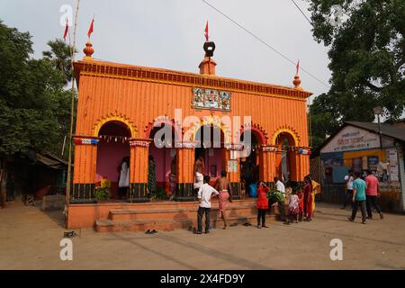 Hatanakhya Mahadev Mandir. Bainan Bazaar area, Bagnan, Howrah, West ...