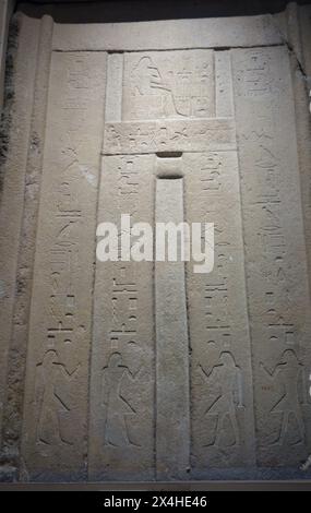 Symbolic Gate to the eternity common in the 3rd dynasty. False Door of ...