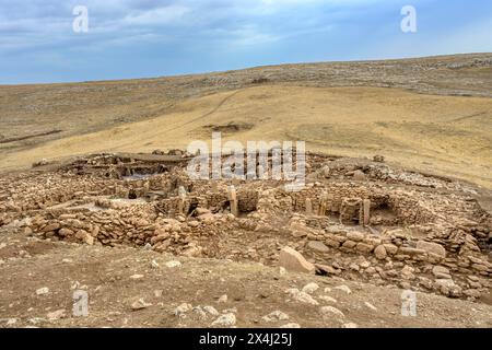 Neolithic archaeological site of Karahan Tepe, Circular stone structure ...