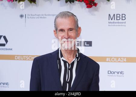 Ulrich Matthes bei der Ankunft zur 75. Verleihung des Deutschen ...