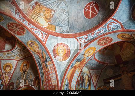 Beautiful painted Byzantine church, UNESCO World Heritage Site, Troodos ...
