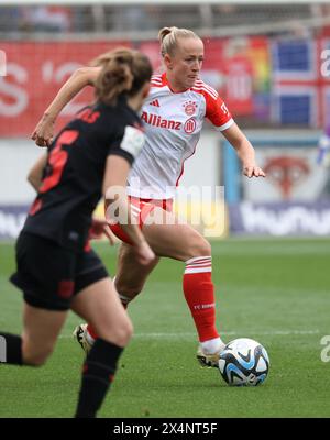 Lea Schueller (FC FC Bayern Munich Women, #11) GER, FC FC Bayern Munich ...