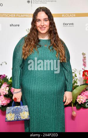 Dilara Aylin Ziem bei der 74. Verleihung des Deutschen Filmpreises 2024 ...