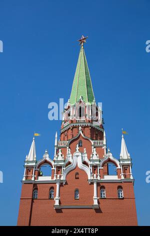 Moscow. Visitors at Red Square Stock Photo - Alamy