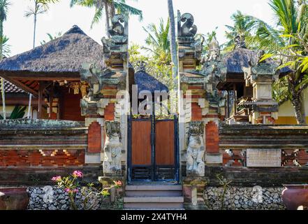 Front View Balinese Temple Gate Style Of Karang Asem Temple, Bali ...