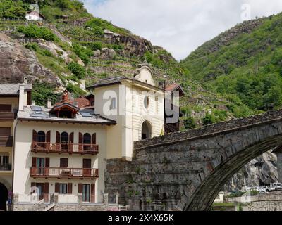 The town of Pont St Martin and its famous Roman bridge of the same name ...