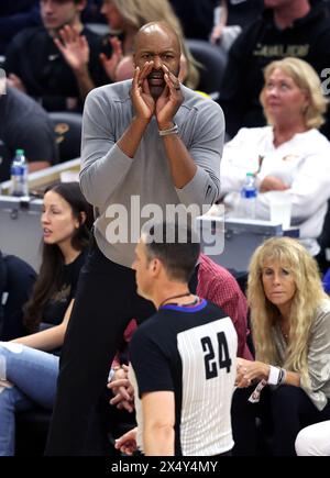 Orlando Magic head coach Jamahl Mosley directs his team against the ...