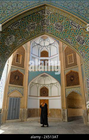 Isfahan, Iran - April 1, 2024: Madrasa Chahar Bagh, the Chahar Bagh ...