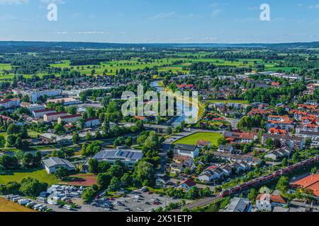 Panorama-Blick über die Kreisstadt Weilheim im oberbayerischen ...