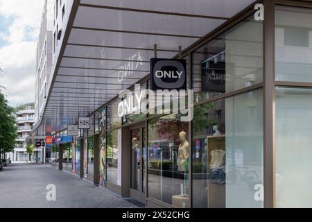 Hasselt. Limburg-Belgium 30-06-2023. Shopping street with famous brands ...