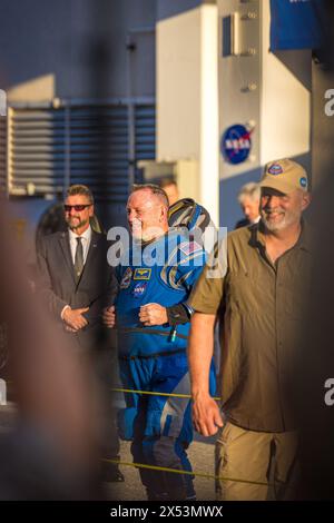 Cape Canaveral, USA. 06th May, 2024. Walkout before launch scrubbed by ...