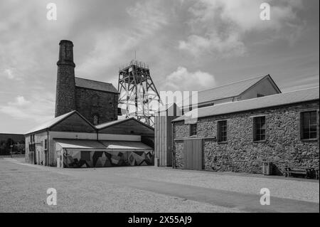 HEARTLANDS POOL CAMBORNE WORLD HERITAGE SITE MINING ENGINE HOUSE Stock ...