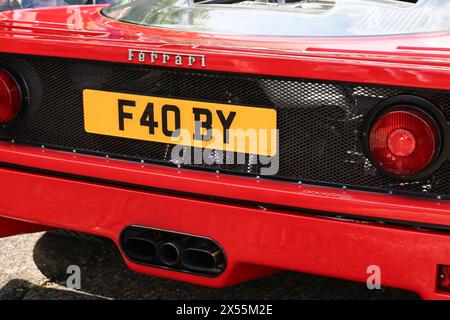 Ferrari F40 supercar Stock Photo - Alamy