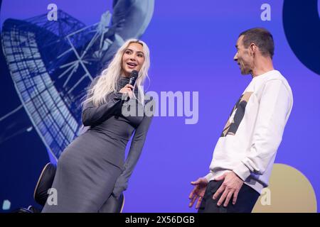 Kim Kardashian und Kai Pflaume beim OMR Festival 2024 in den Messehallen. Hamburg, 07.05.2024 ...