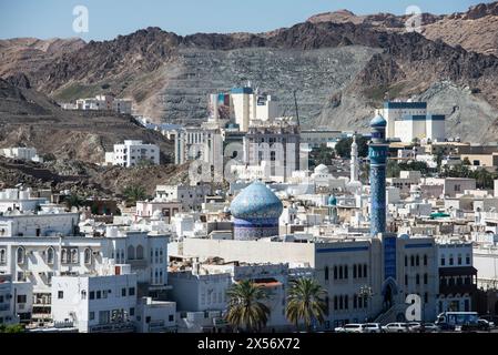Dome of Masjid Al Rasool Al A'dham, Al Lawati Mosque, Muttrah, Muscat ...