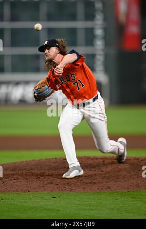 Houston Astros pitcher Josh Hader delivers during the ninth inning of a ...