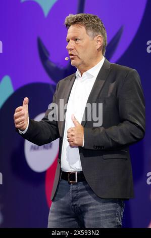 Robert Habeck beim OMR Festival 2024 in den Messehallen. Hamburg, 07.05.2024 Stock Photo - Alamy