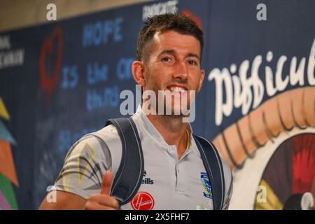 Stefan Ratchford of Warrington Wolves arrives during the Betfred ...