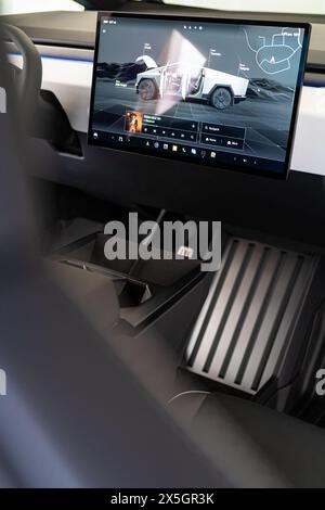 Interior view of a Tesla Cybertruck with touchscreen display Stock ...