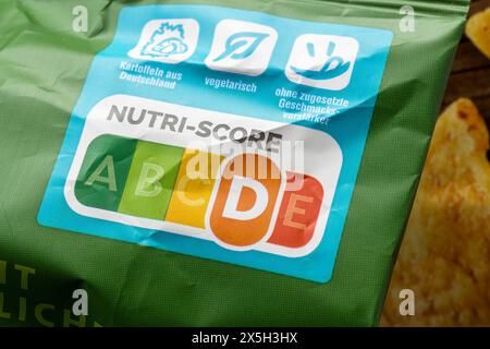 NUTRI-SCORE label on packaging, nutrition labelling system, food ...