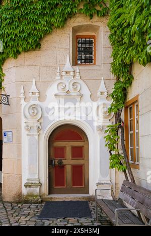 Brenz Castle, Renaissance castle from the 17th century, landmark of the ...