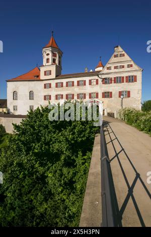 Brenz Castle, 17th century Renaissance castle, bridge, access, landmark ...