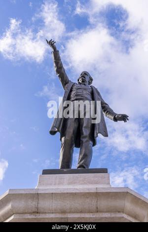 Jose Estevao Coelho de Magalhaes Monument, Praca da Republica, Aveiro ...
