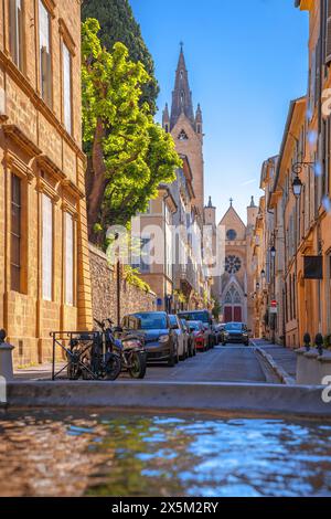 Aix En Provence scenic alley and church view Stock Photo - Alamy