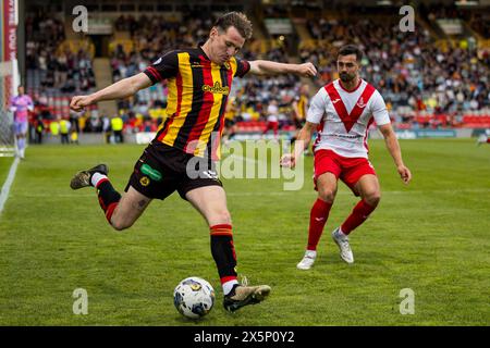 Glasgow, Scotland. 19 May 2024. Caitlin Hayes (18 - Celtic) and Shen ...