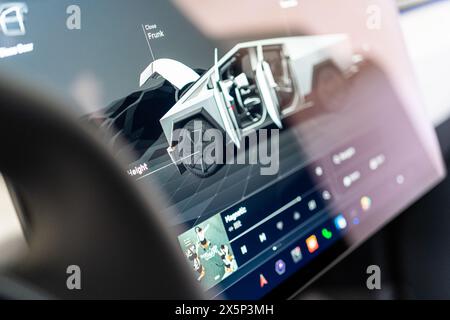 Interior view of a Tesla Cybertruck with touchscreen display Stock ...