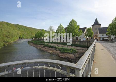 Bridge at the lower gate over the Glan with historic lower gate, town ...