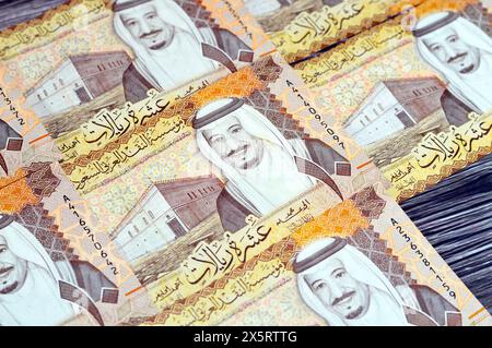 Saudi Arabia 10 SAR ten Saudi riyals cash money banknote with the photo ...