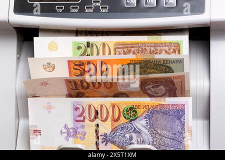 Macedonian money - denar in a counting machine Stock Photo - Alamy