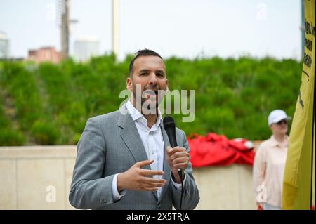 Green Party leader Zack Polanski welcomes his partner Richie Bryan onto ...