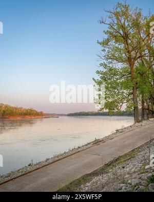 spring sunrise over the Missouri River at Dalton Bottom, MO Stock Photo ...