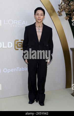 Kim Woo-Sung attends the arrivals of the 16th Governors Awards at The ...