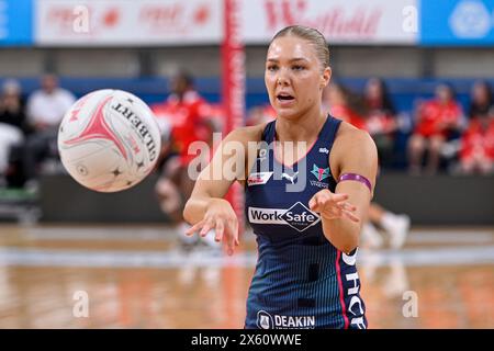 Kate Moloney of the Vixens during the Super Netball Preliminary Final ...