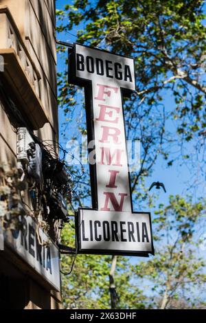 Old sign of a bodega in the Barceloneta neighbourhood, Barcelona, Spain ...