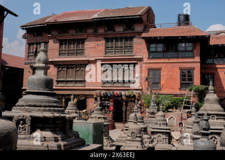 Traditional Newari architecture and souvenir shop at Swayambunath ...