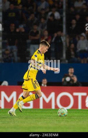 Boca Juniors' midfielder Kevin Zenon (2nd-R) celebrates after scoring ...