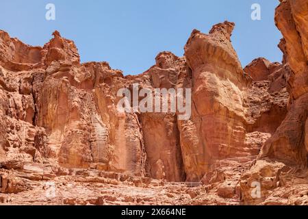 Shlomo Columns in the Negev Desert, Southern Israel Stock Photo - Alamy