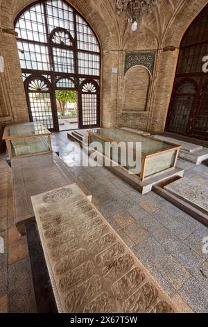 Asia, Iran, Shiraz, writing Stock Photo - Alamy