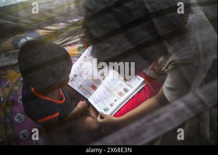 Malaria prevention-Insecticide treated bed net-PMI Stock Photo - Alamy