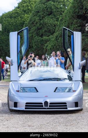 Bugatti EB110 SS at the Concours of Elegance - Hampton Court Palace ...