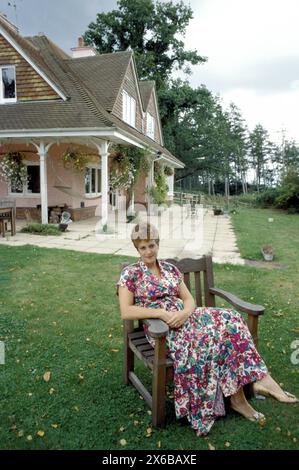 Philippa GREGORY - Date : 19940801 ©John Foley/Opale.photo Stock Photo ...