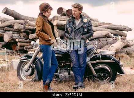 The Bikeriders Jodie Comer Stock Photo - Alamy