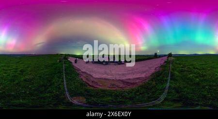 360° view of Ultra Rare Golden Yellow With Full Rainbow Spectrum Colour ...
