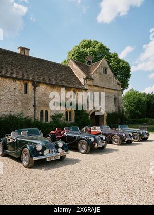 British Morgan car owners club badges on Morgan front grille and bumper ...