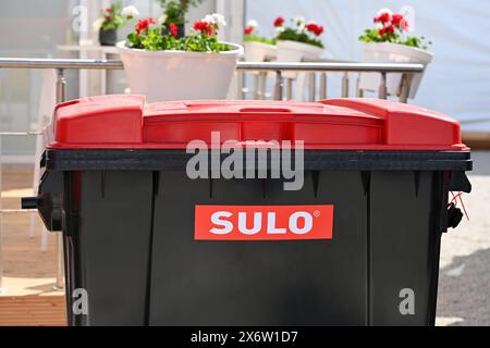 SULO Muelltonne,Muellcontainer,Abfall,Muell, *** SULO waste garbage can ...